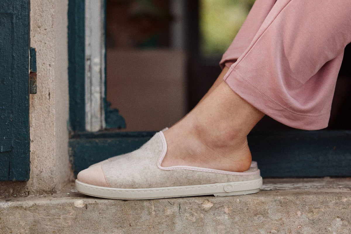 Suede & stains: how to remove water, grease or dirt stains? The ...